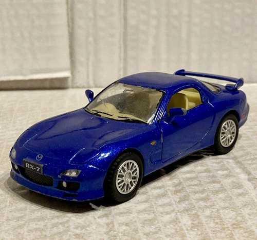 Модель Mazda RX-7 1:34 Kinsmart