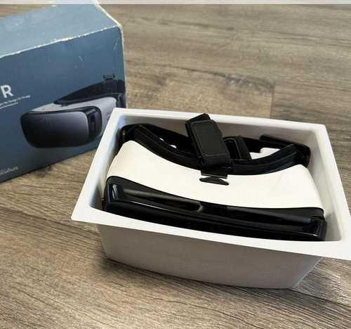 Очки samsung Gear VR(SM-R322)