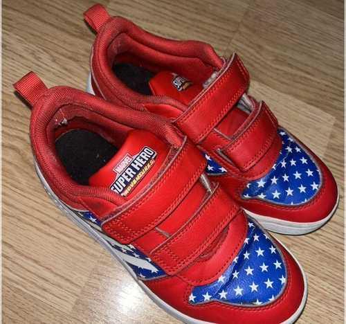 Кроссовки Adidas marvel 33