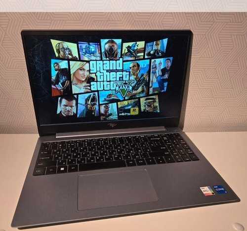 I5-1135G7/Iris XE Graphics/16GB/SSD/HDD/Full HD ip