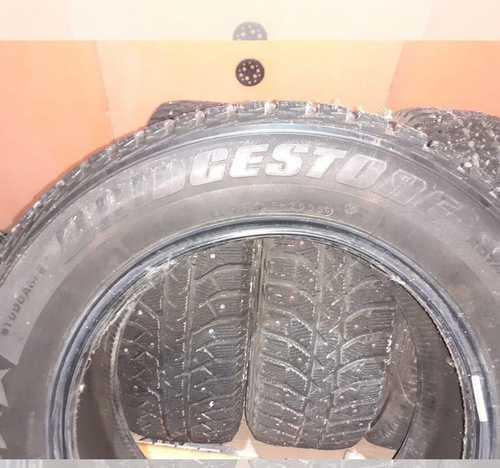 Bridgestone Ice Cruiser 5000 195/65 R15 84N