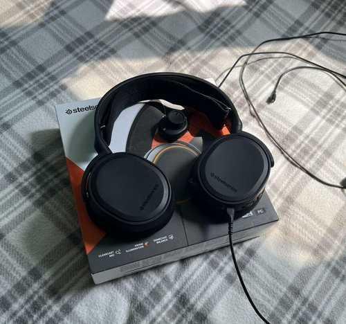 Игровые наушники Steelseries arctis 5