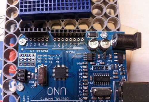 Arduino UNO R3 atmega328P + CH340G