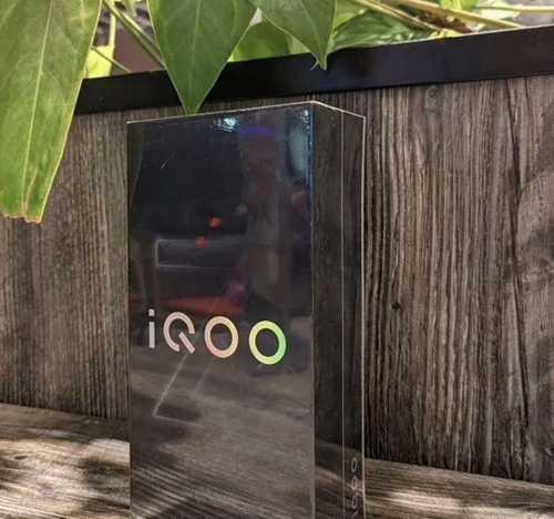 Vivo iQOO Z9 Turbo, 12/256 ГБ