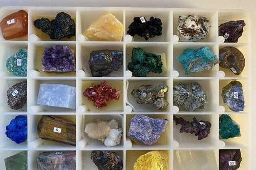 Камни и минералы коллекция