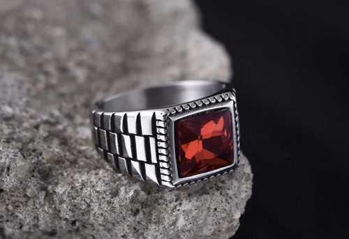 Перстень мужской с красным камнем "Рубин"