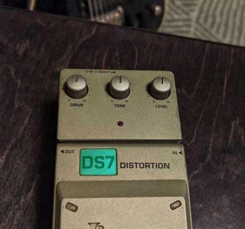 Гитарная педаль Ibanez DS7 Distortion