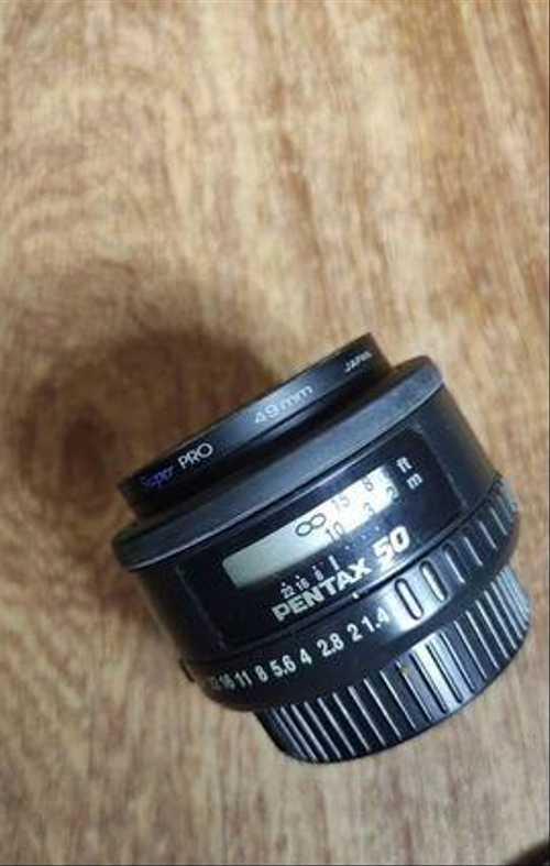 Pentax FA 50mm f/1.4 SMC