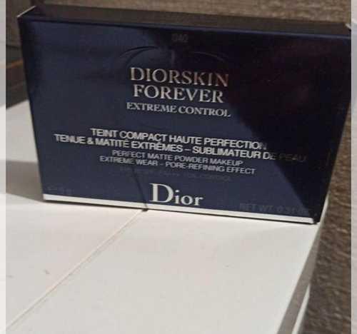 Тональный крем и пудра Dior