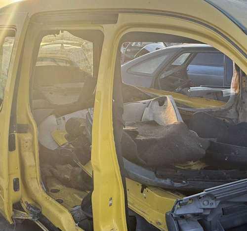 Кузов Renault Kangoo