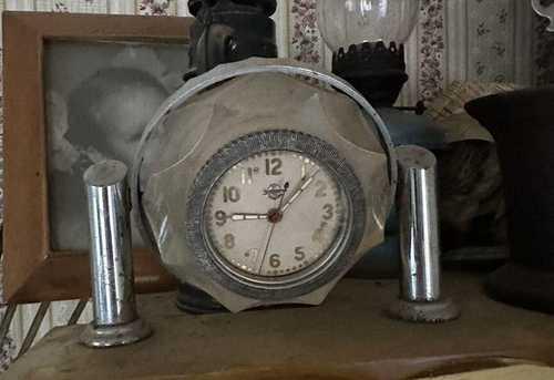 Настольные часы челябинский завод