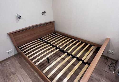 Кровать двухспальная каркас бу