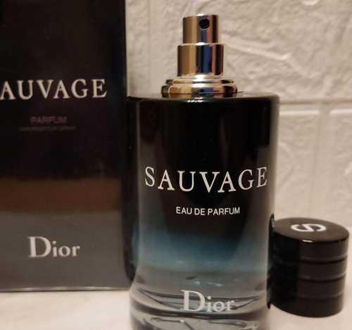 Christian Dior Sauvage отличный подарок