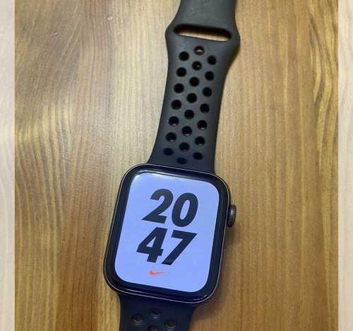 Часы apple watch 5 44 mm nike