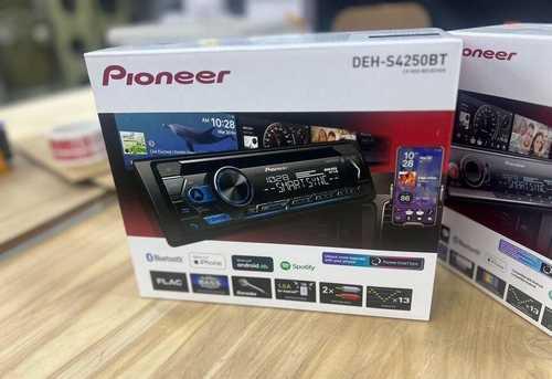Pioneer DEH-S4250BT с CD-приводом и Bluetooth