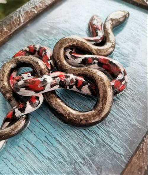 Декоравное панно "Змеи"