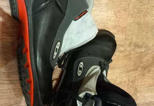 Лыжные ботинки Salomon sns profil