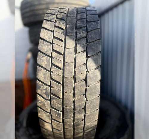 Шины бу 315/70 R22.5 Austone на ведущую ось