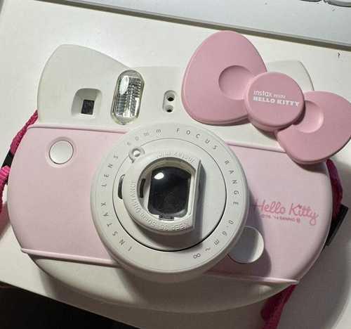 Фотоаппарат fujifilm instax mini hello kitty