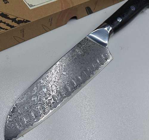 Профессиональный кухонный нож Santoku 18см VG10