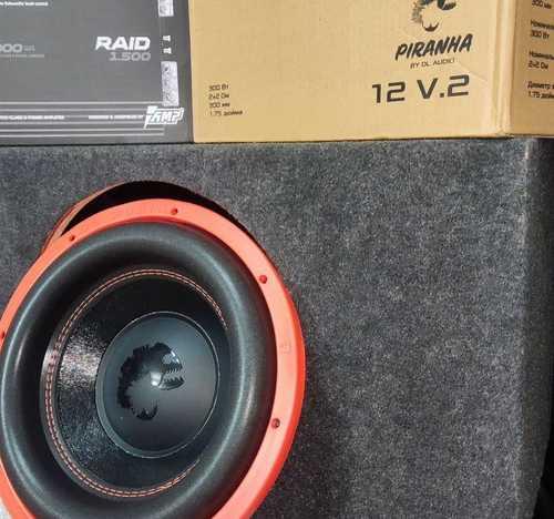 Сабвуфер DL Audio Piranha 12v2 с усилителем