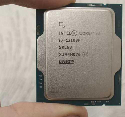 Процессор intel core i3 12100f