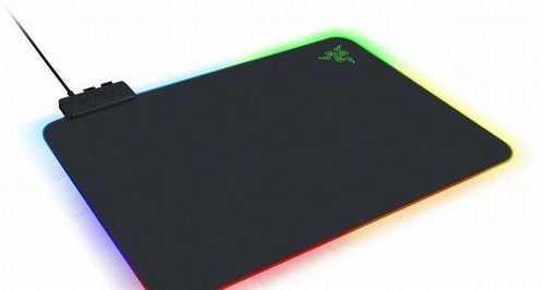 Коврик для мыши Razer Firefly V2 черный