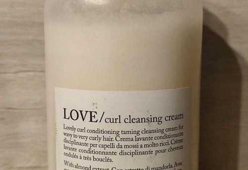 Daviness love Curl cleansing cream