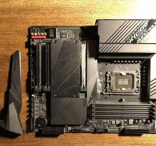 Материнская плата gigabyte z690 elite ddr 5