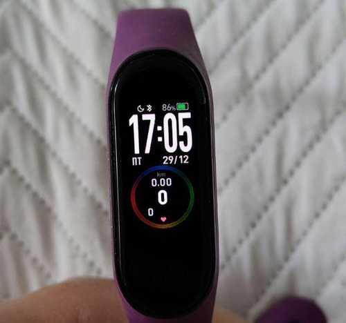 Фитнес браслет xiaomi mi band 4