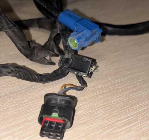 Проводка парктроников Land Rover evoque BJ3214369