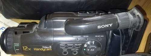 Видеокамера sony handycam CCD-FX520