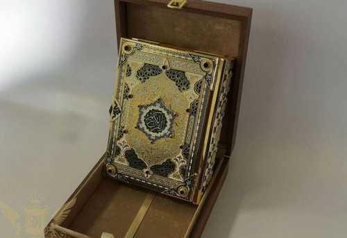 Украшенный Коран ароматный полный