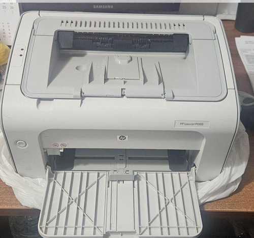 Принтер HP LaserJet P1005