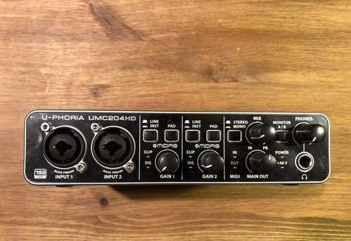 Зв карта behringer umc204hd