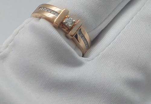 Золотое кольцо с бриллиантом(со490124)