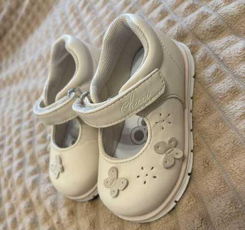 Туфли chicco 19 на девочку