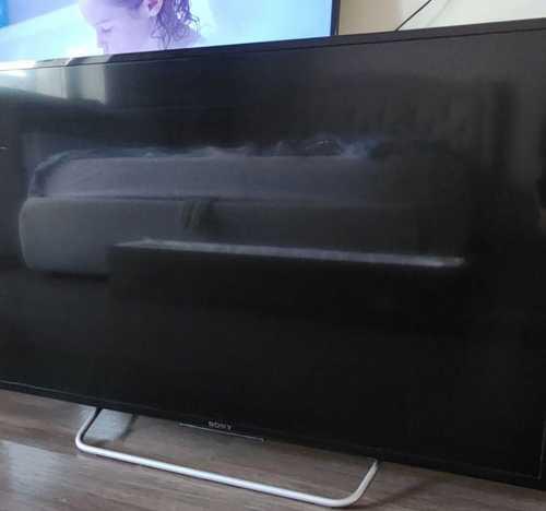 Телевизор 40" Sony KDL-40W705C