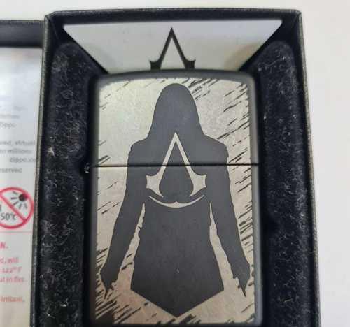 Zippo. Assassins Creed. Официальная. Редкая. Новая