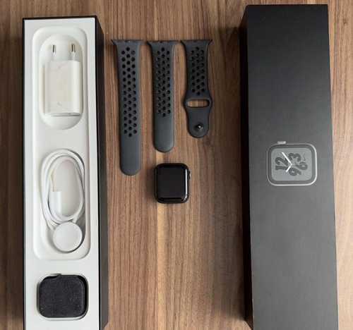 Apple Watch Nike   Series 4 40mm