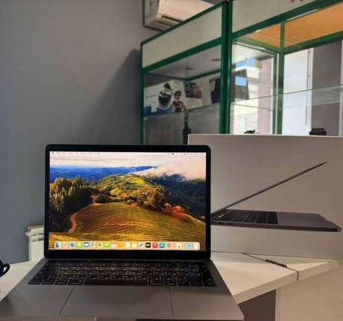 Ноутбук Apple Macbook Pro 13 Pro 2019 на Core i5