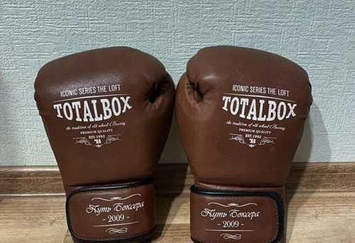 Боксерские перчатки 18OZ Total box оригинал