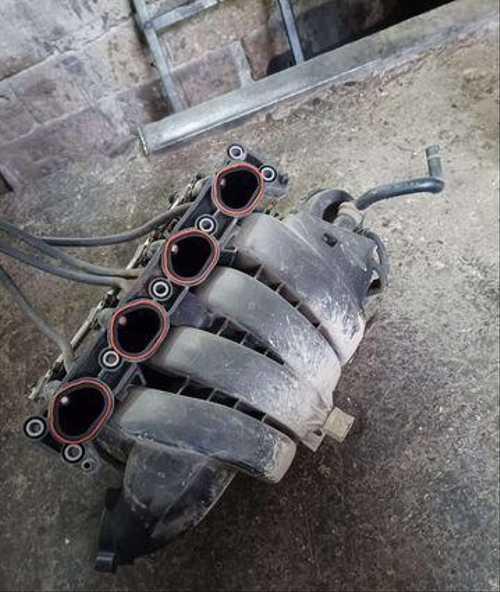 Впускной коллектор z18xer Opel 55563685
