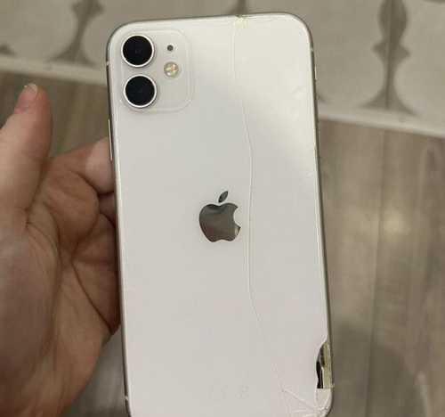 iPhone 11, 64 ГБ