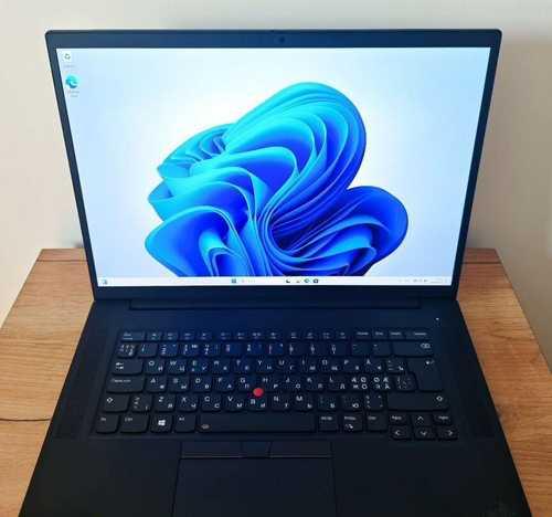 Lenovo Thinkpad P1 Gen 4 i7-11800H 32GB 1TB T1200