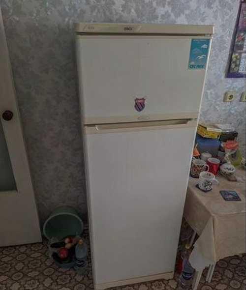 Холодильники Stinol-256EL и Юрюзань-207