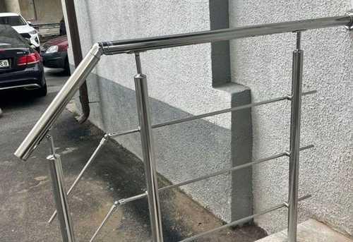 Перила для лестницы на улице