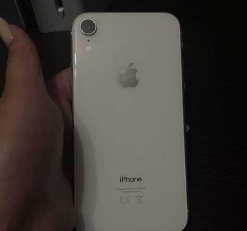 iPhone Xr, 64 ГБ