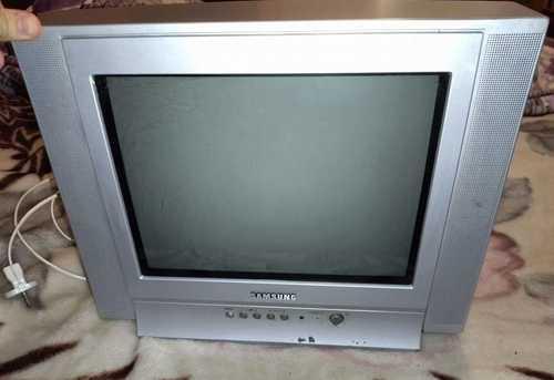 Телевизор Samsung CS-15K5MJQ б/у + крепёж на стену