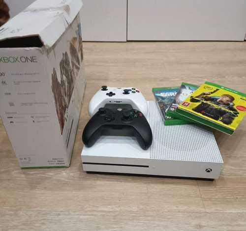 Xbox one s 500 gb 2 геймпада